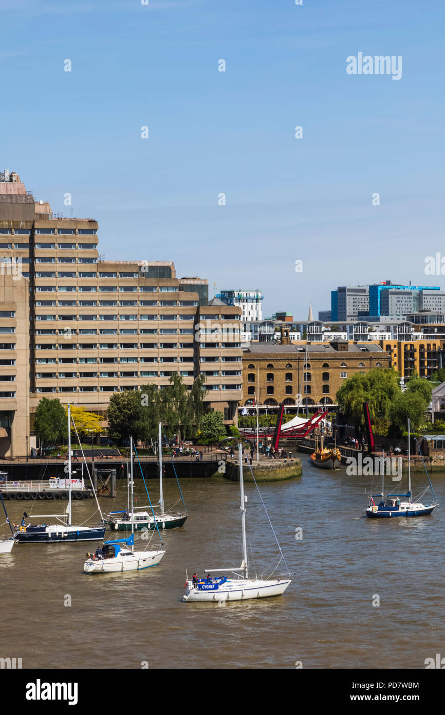 England, London, Wapping, Entrance to St.Katharine Docks Stock Photo ...