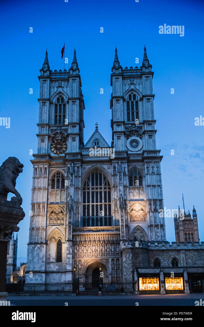 England, London, Westminster, Westminster Abbey at Night Stock Photo ...