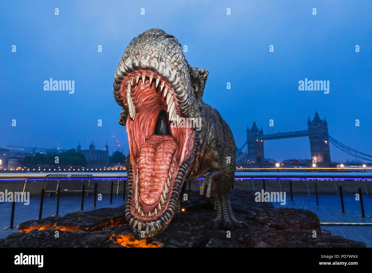 England, London, Southwark, London Bridge City, Tyrannosaurus Rex ...