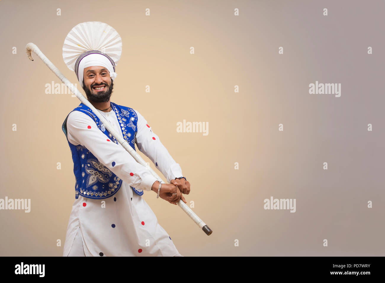 Bhangra music hi-res stock photography and images - Alamy