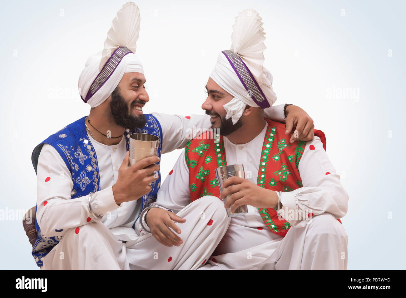 Sikh People drinking Lassi during Baisakhi celebrations Stock Photo - Alamy