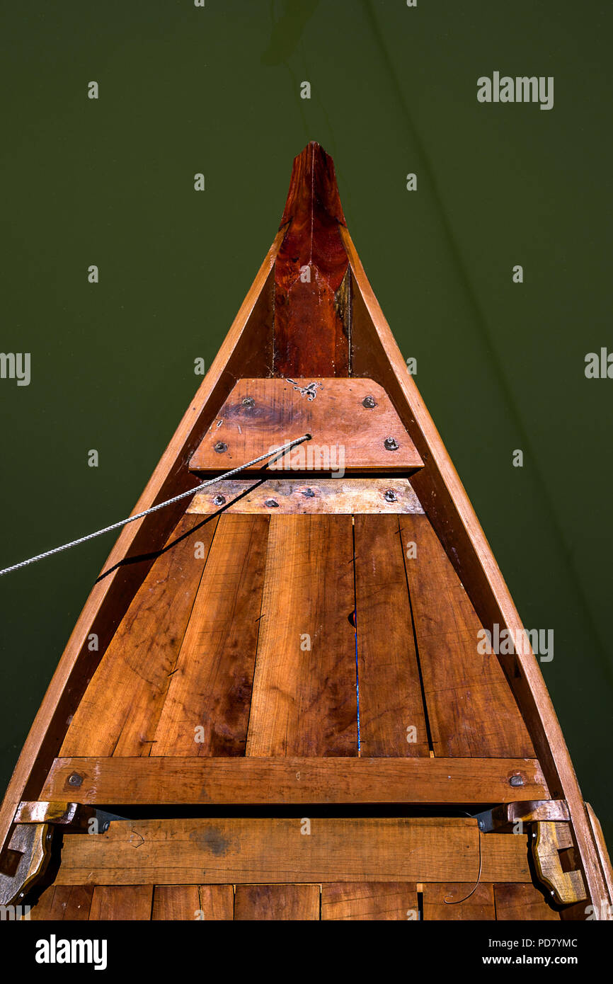 Boat bow and line in the water at Hoi An River area Stock Photo - Alamy