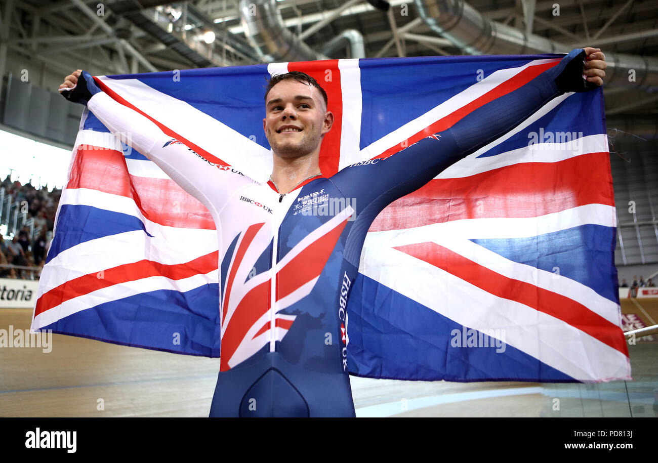 Great Britain's Matthew Walls celebrates winning gold in the Men's ...