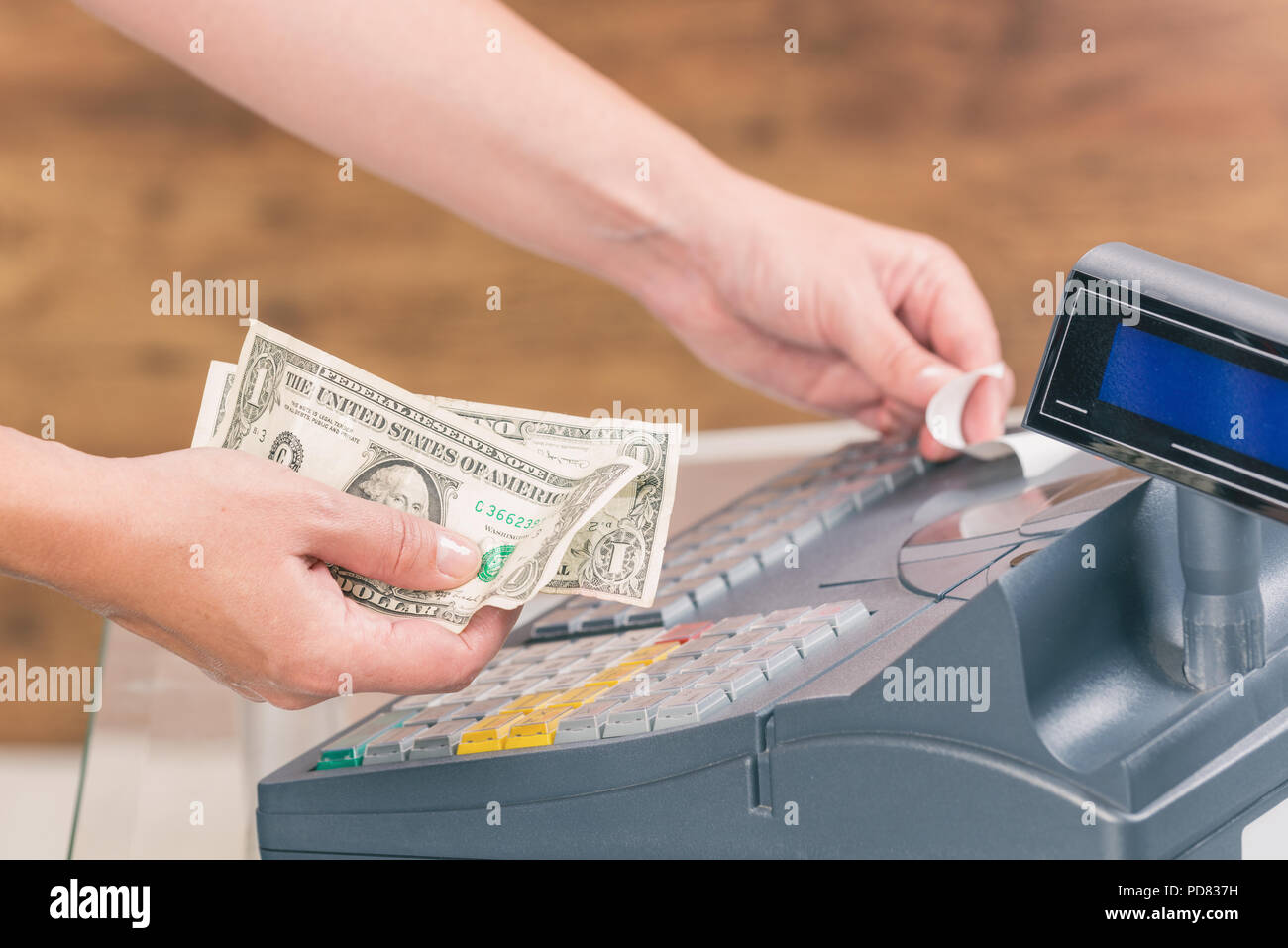 Calculation receipt hi-res stock photography and images - Alamy