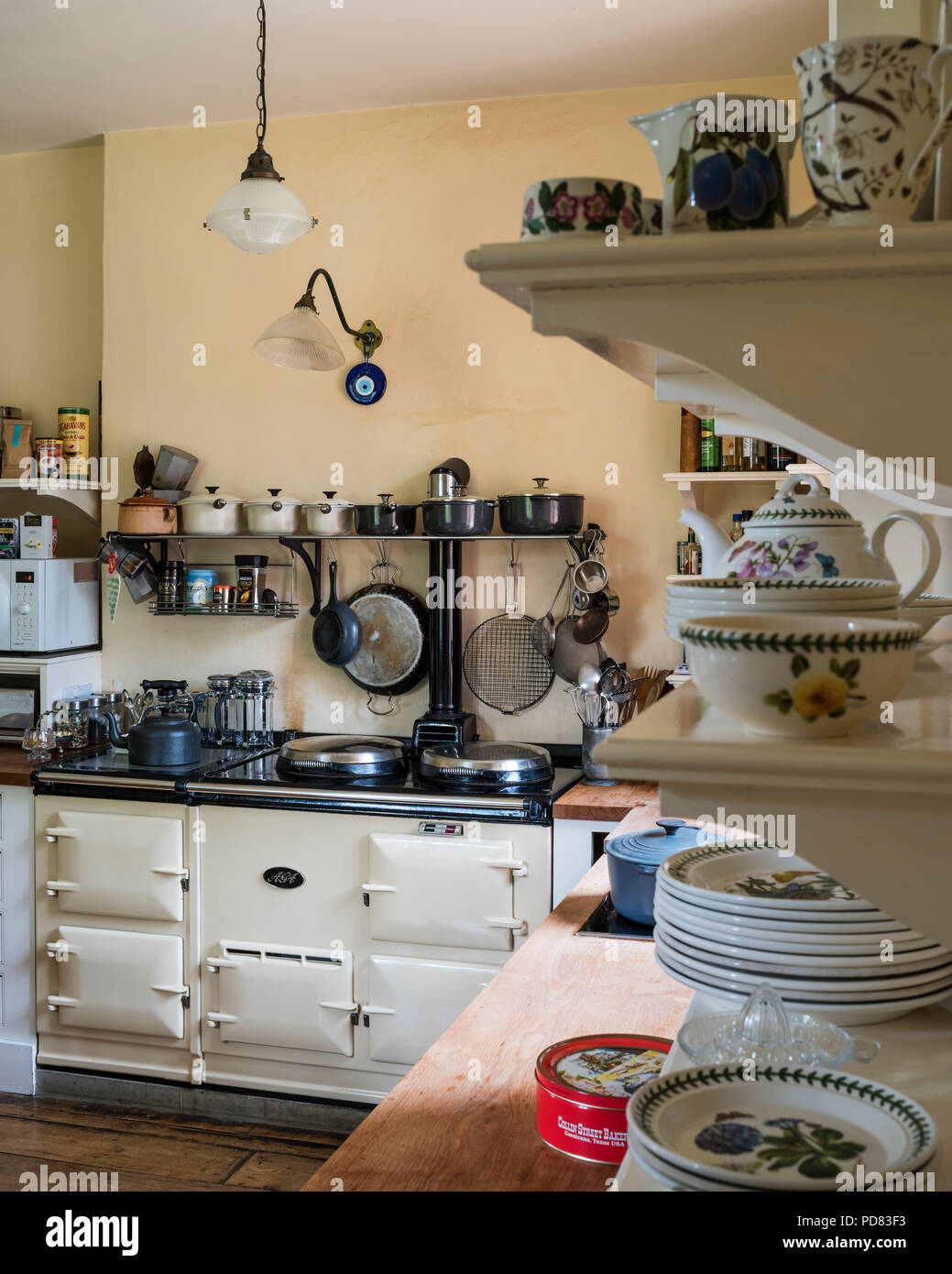 Aga kettle hi-res stock photography and images - Alamy