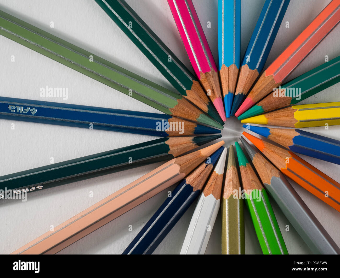 Gray drawing pencils hi-res stock photography and images - Alamy