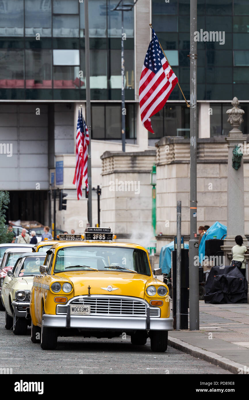Netflix backdrop hi-res stock photography and images - Alamy
