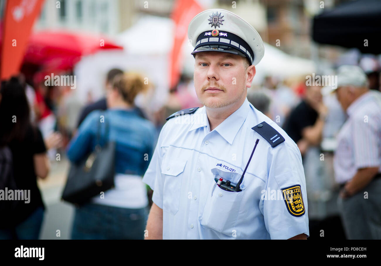 Epaulettes police uniform hi-res stock photography and images - Alamy