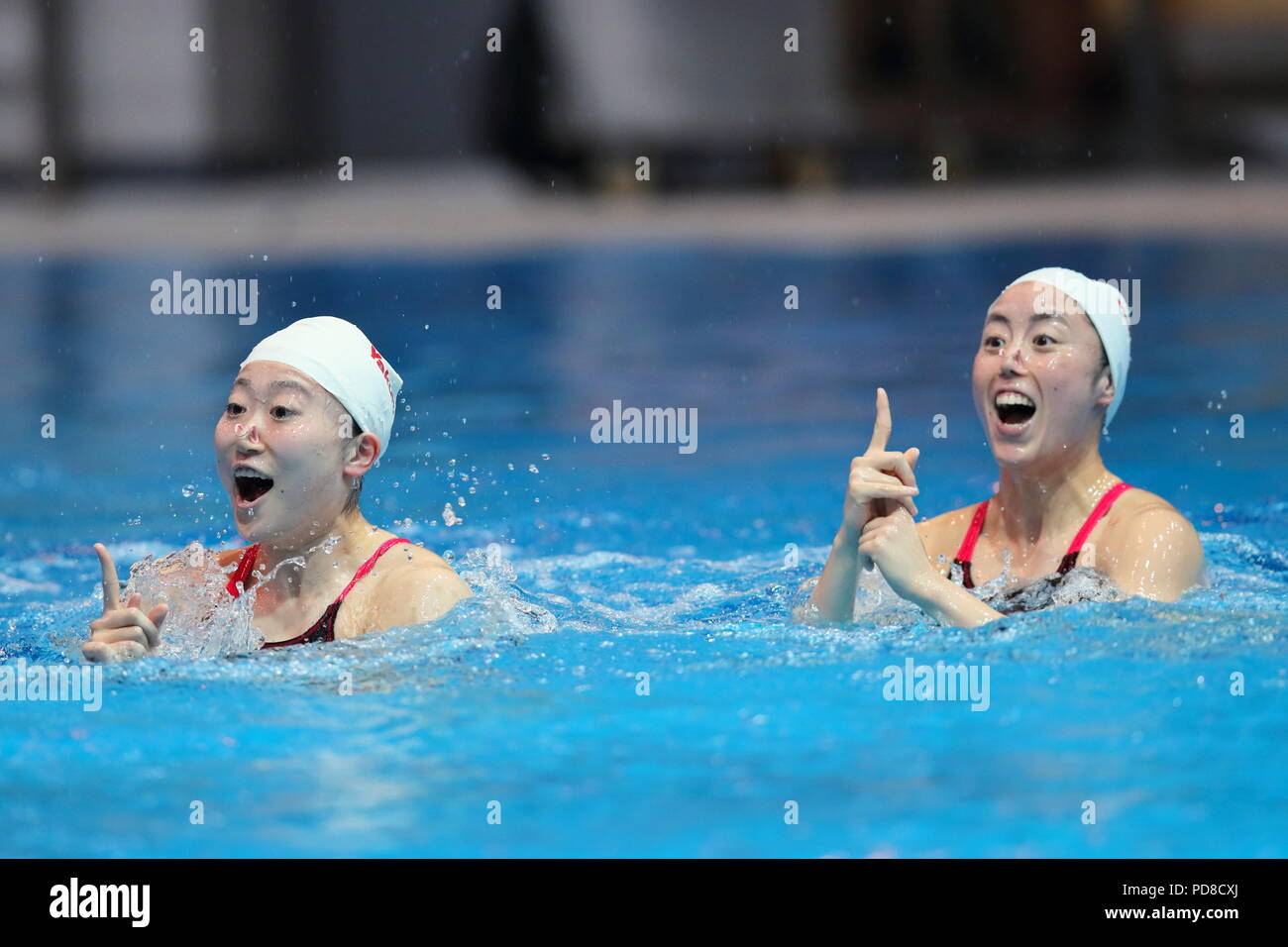 Artistic swimming team training hi-res stock photography and images - Alamy