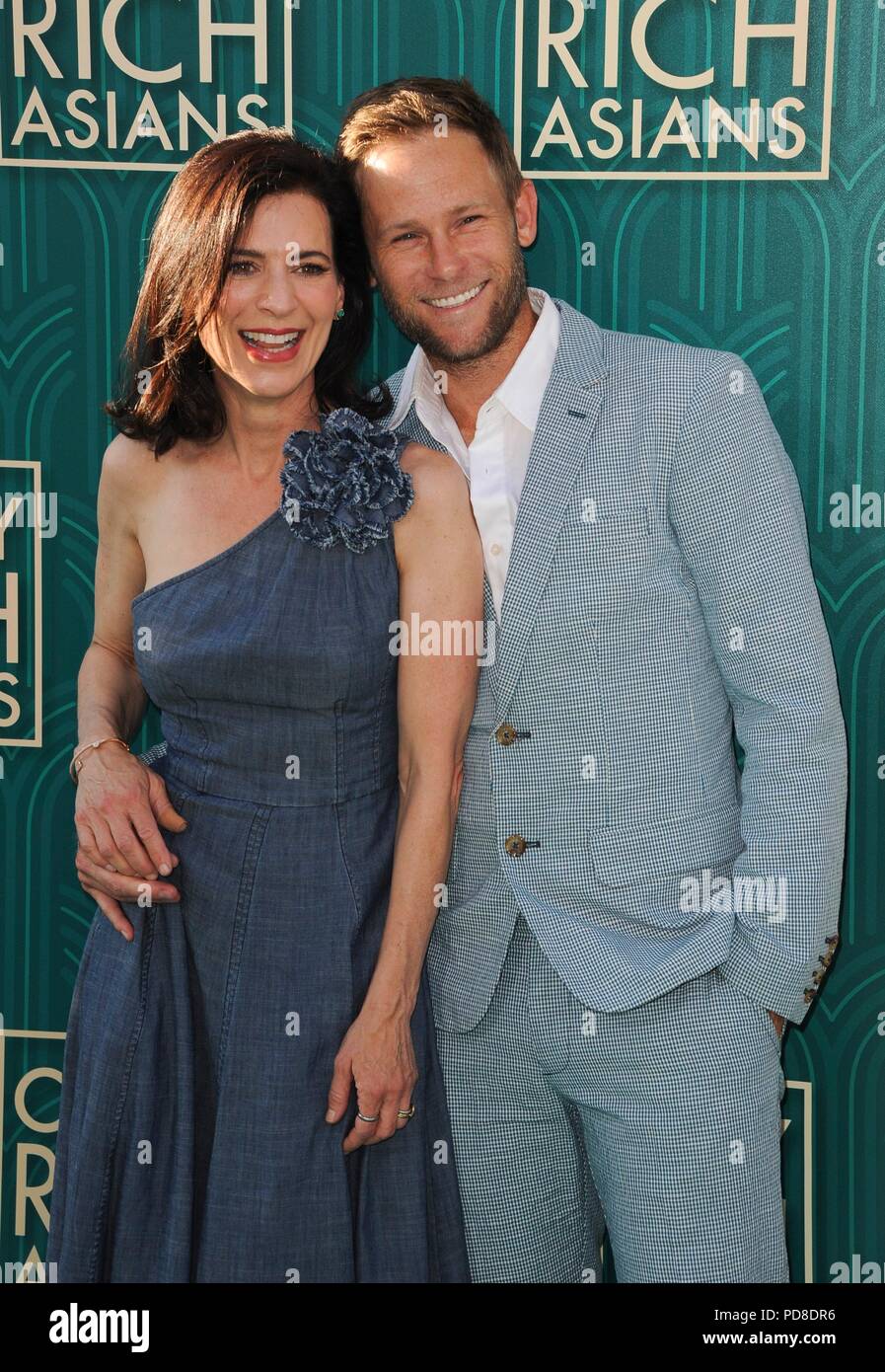 Perrey reeves and aaron fox hi-res stock photography and images - Alamy