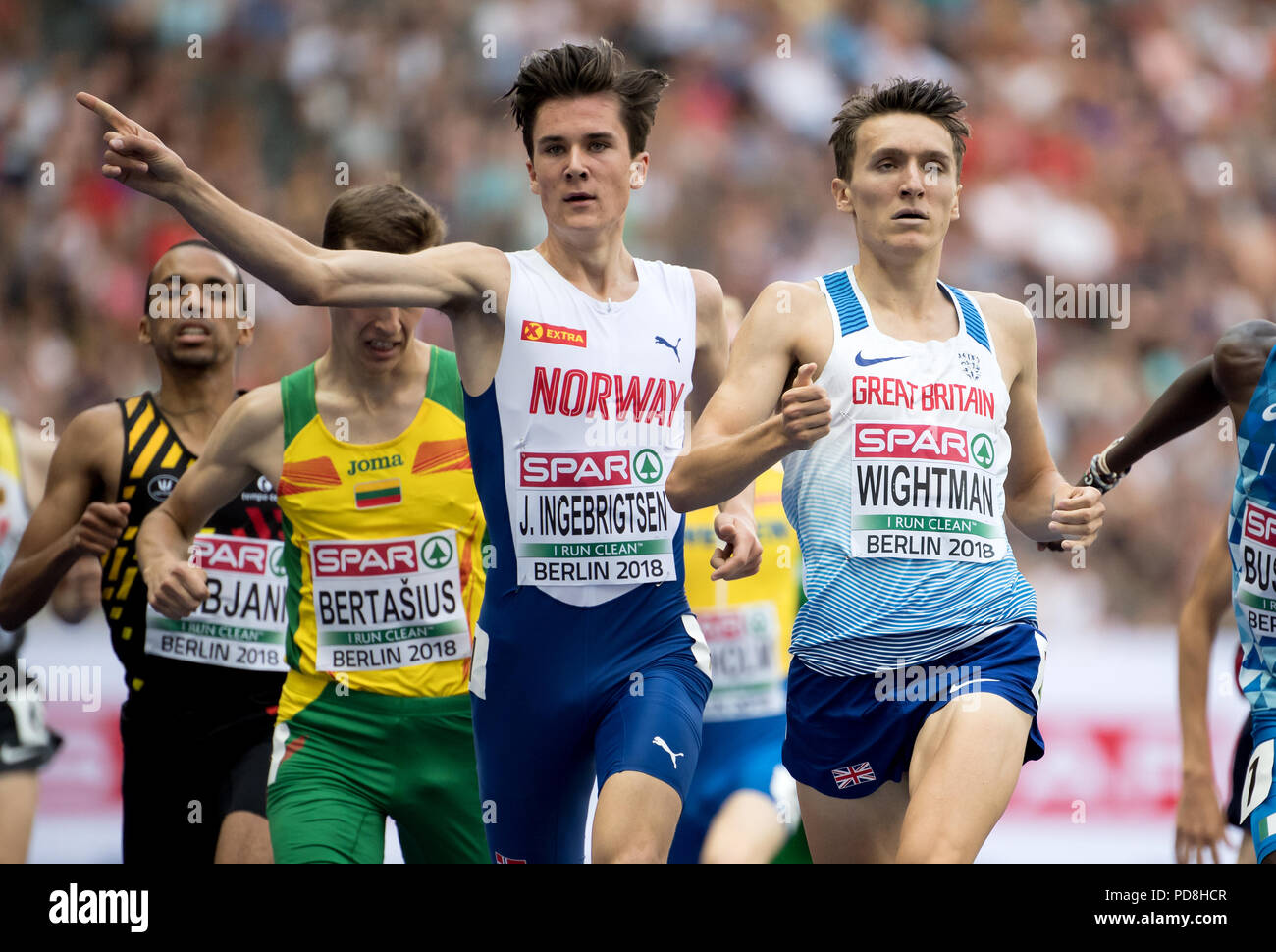 Jakob ingebrigtsen track hi-res stock photography and images - Alamy