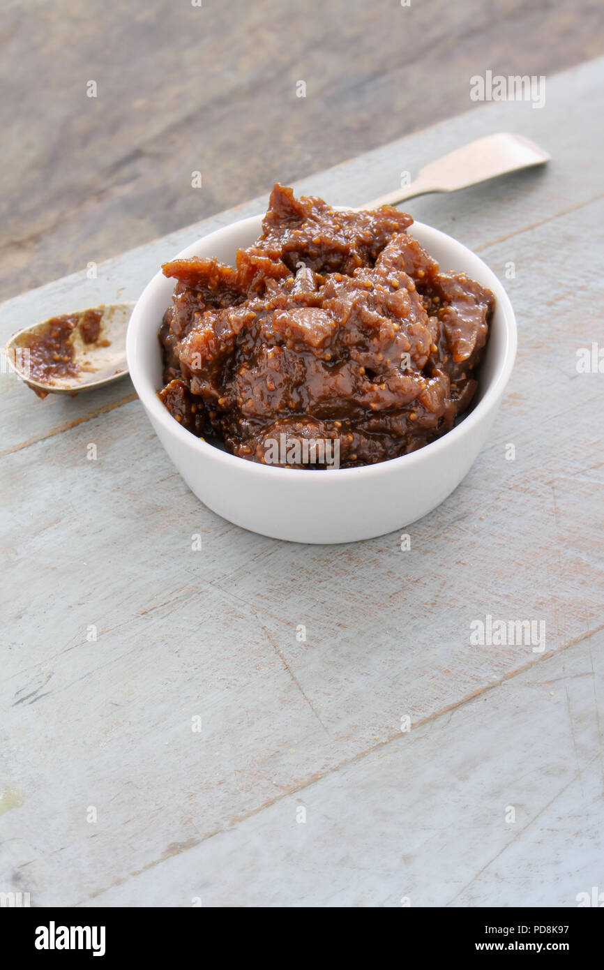 Pickle relish hi-res stock photography and images - Alamy