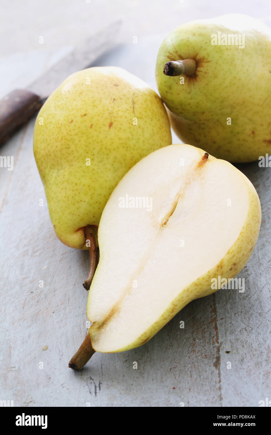 English pears hi-res stock photography and images - Alamy