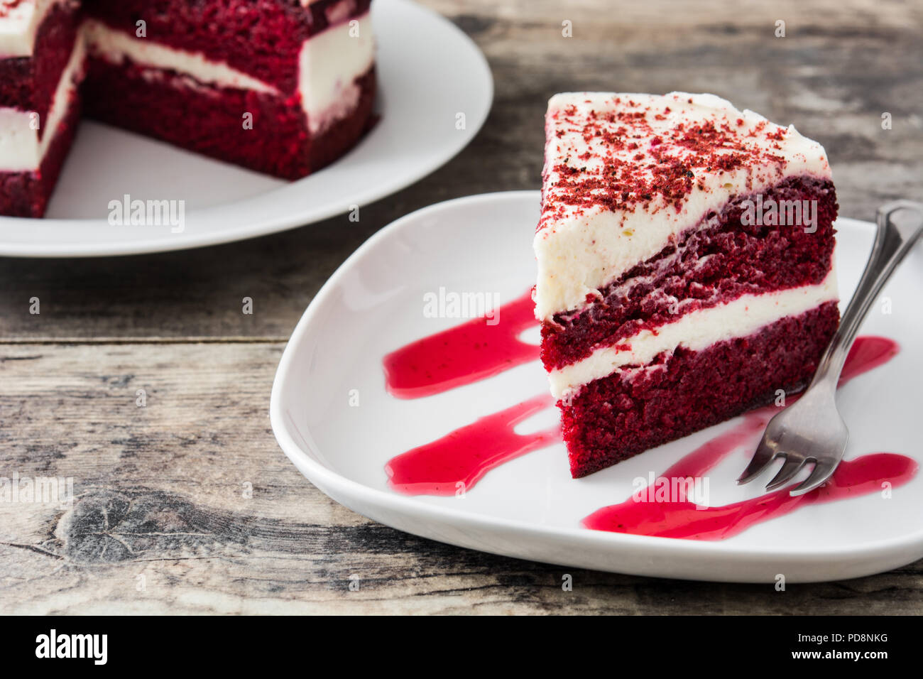 Cake red velvet served hi-res stock photography and images - Alamy