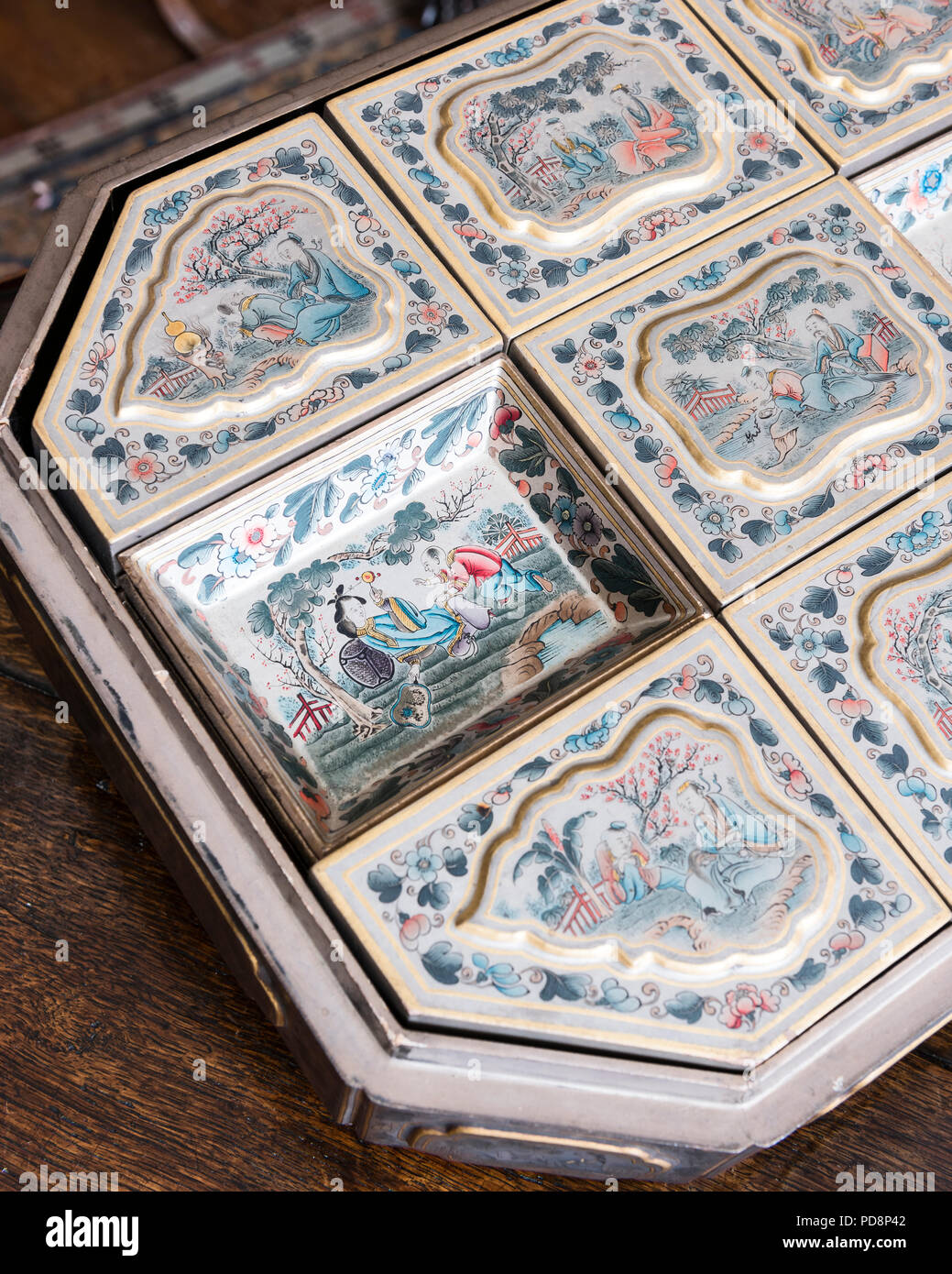 Oriental hand painted chinaware Stock Photo - Alamy