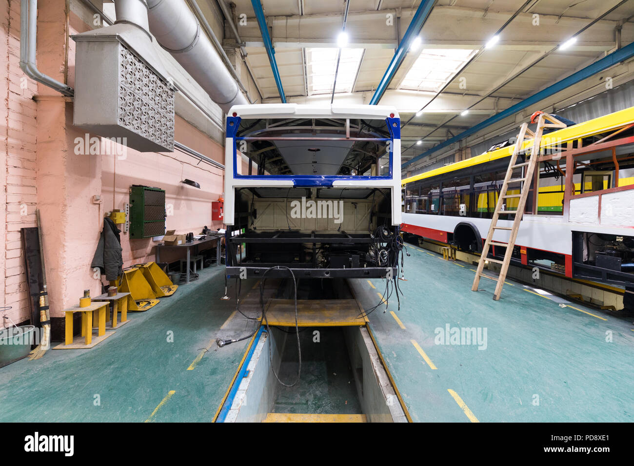 Automative assembly line hi-res stock photography and images - Alamy