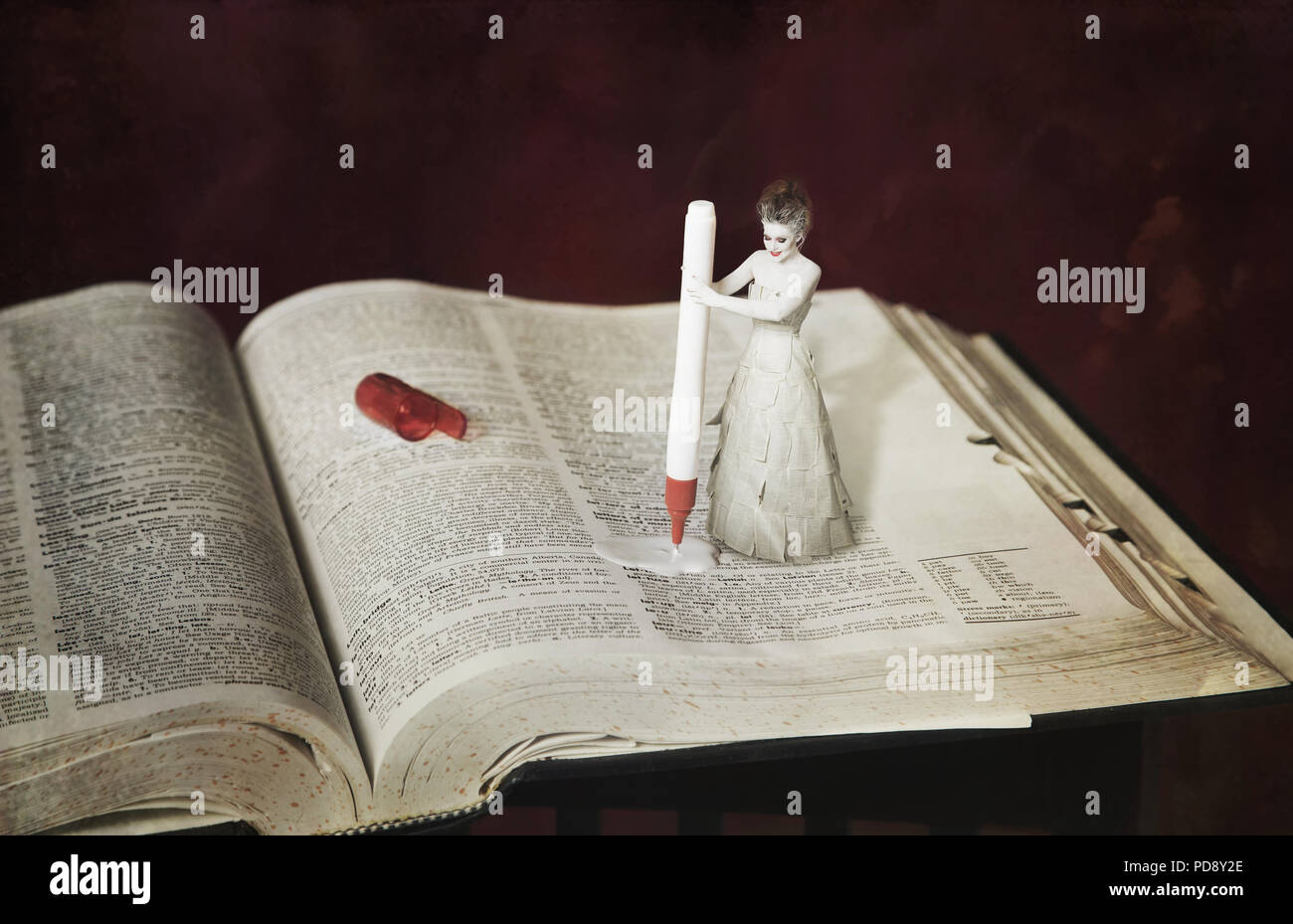 Queen drawing hi-res stock photography and images - Alamy