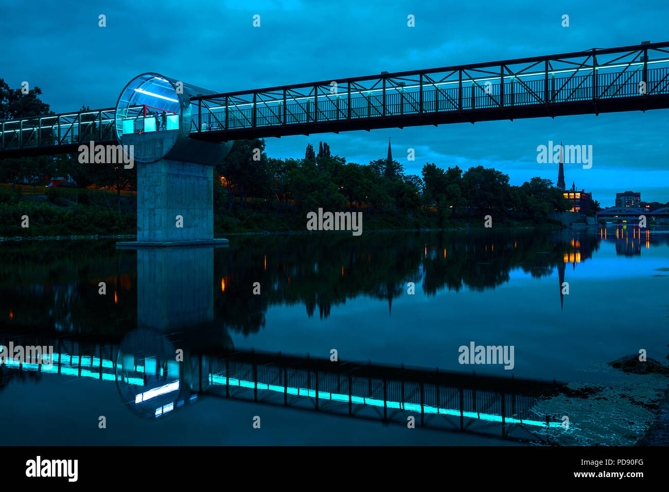 Grand River Pedestrian Bridge Cambridge Ontario Canada at night Stock ...