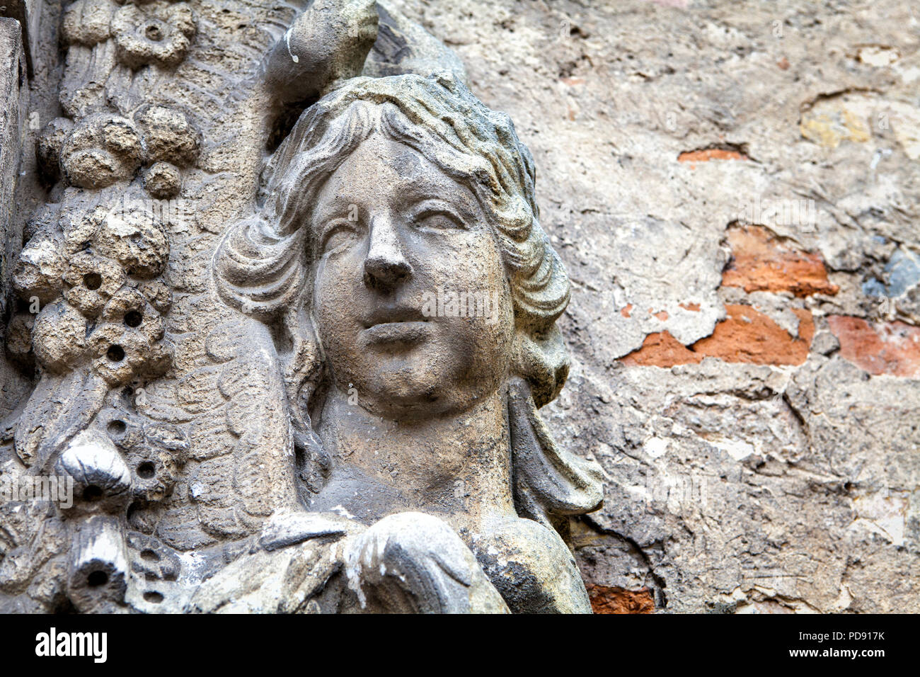 Broken detail hi-res stock photography and images - Alamy
