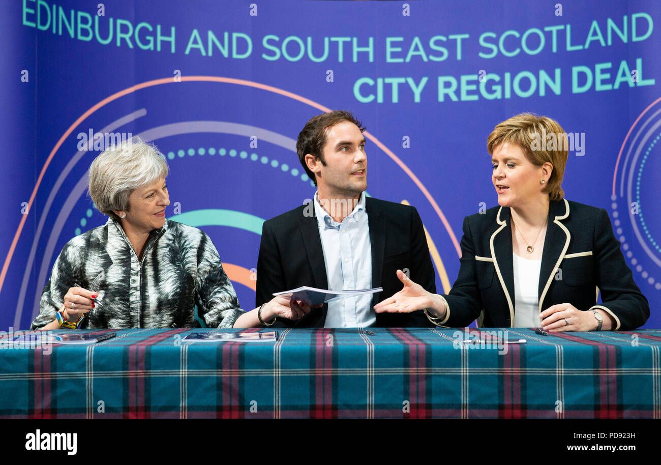 Adam mcvey hi-res stock photography and images - Alamy