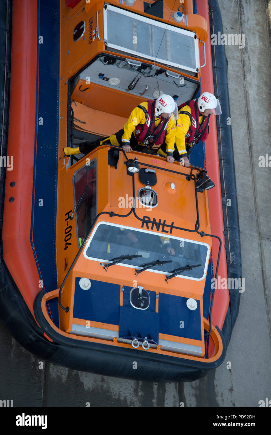Rnli hovercraft hi-res stock photography and images - Alamy