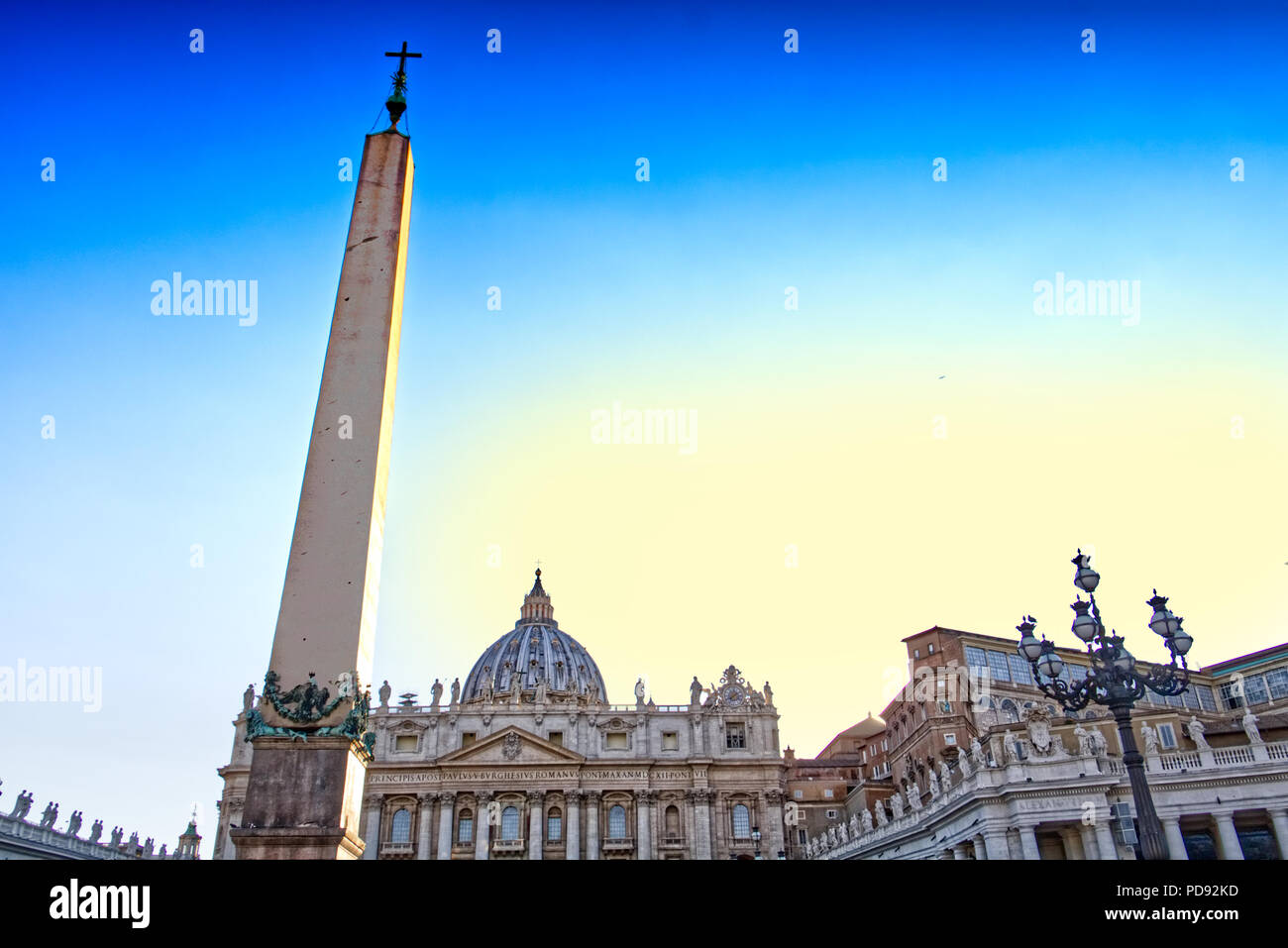 View of St Peter's Square (Piazza San Pietro) in Vatican City, Italy at ...