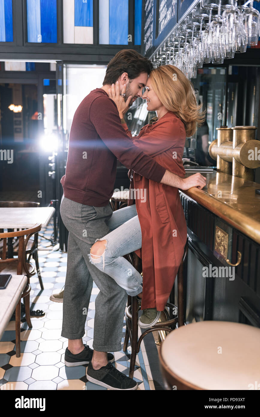 Flattering hi-res stock photography and images - Alamy