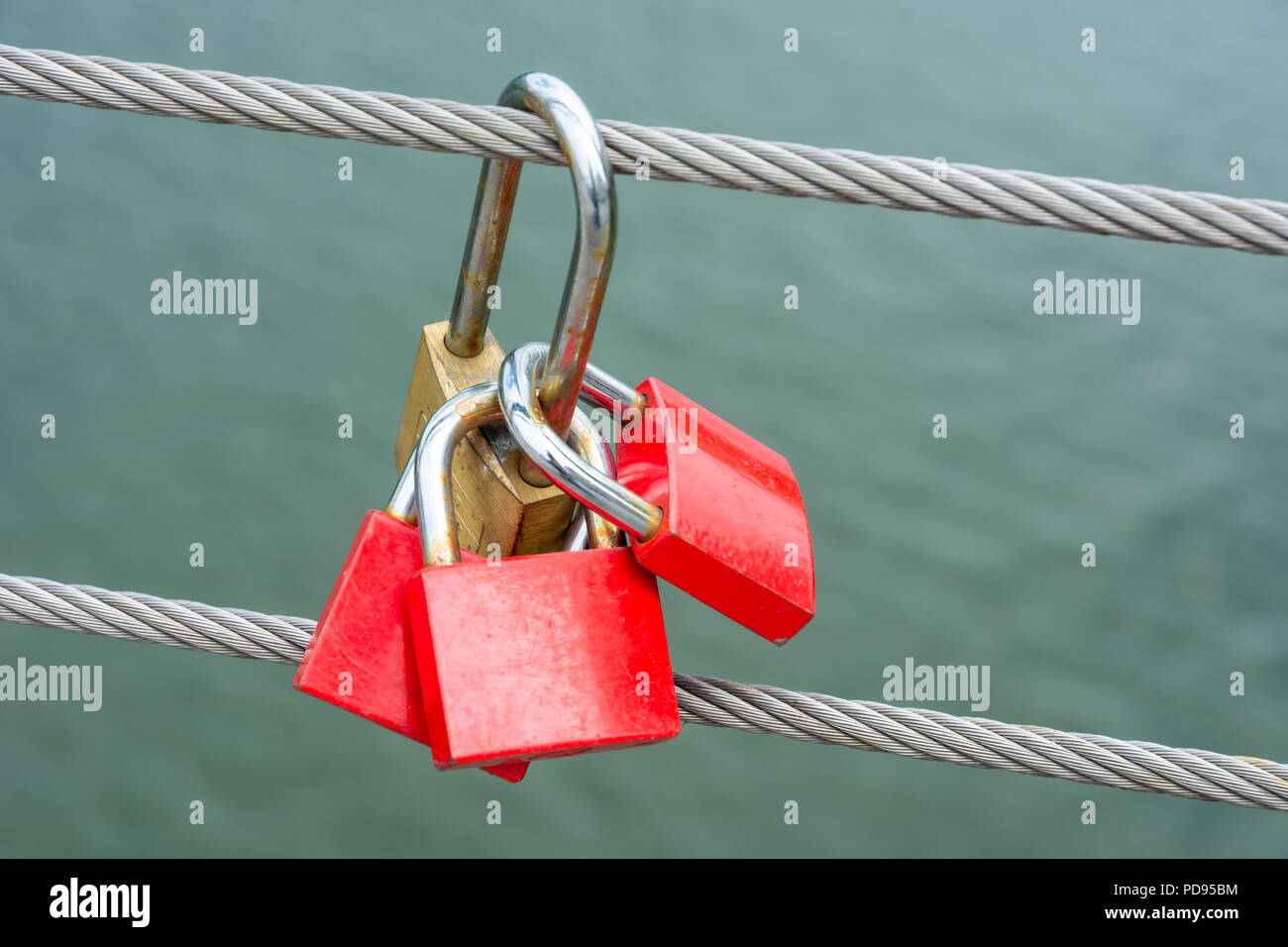 Hanging lock hi-res stock photography and images - Alamy