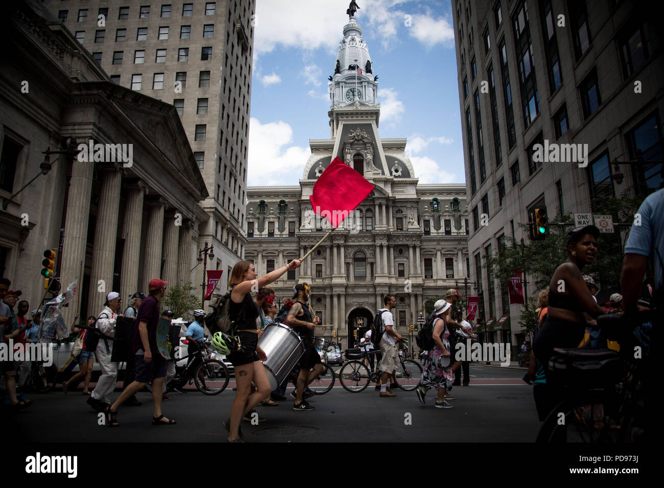 Environmental groups gather to march for a green energy future ...