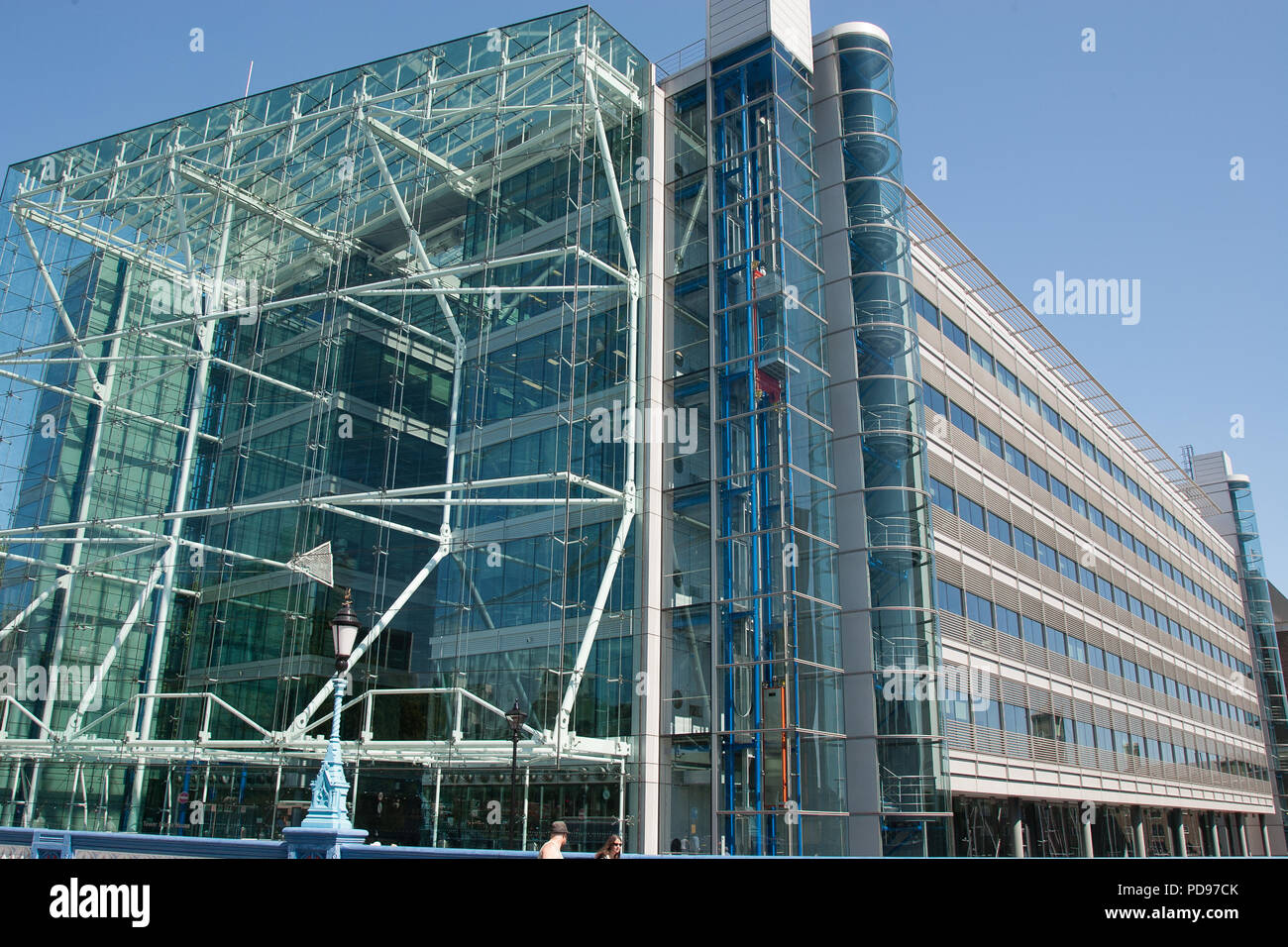 Offices Tower Bridge London Stock Photo - Alamy