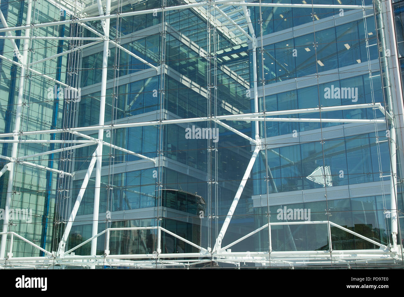 Offices Tower Bridge London Stock Photo - Alamy