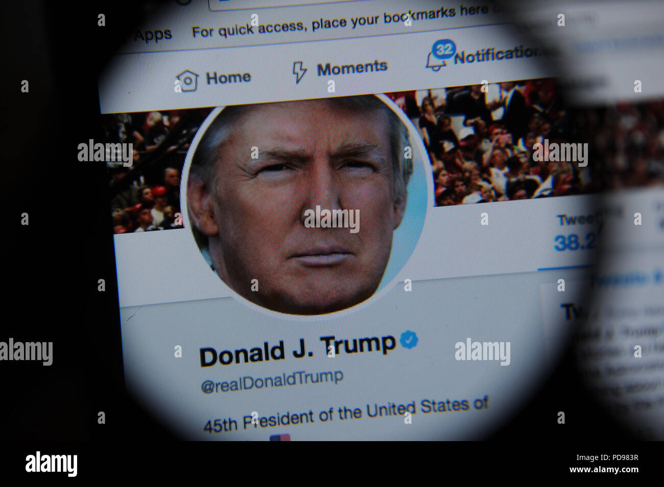 Trump twitter profile hi-res stock photography and images - Alamy