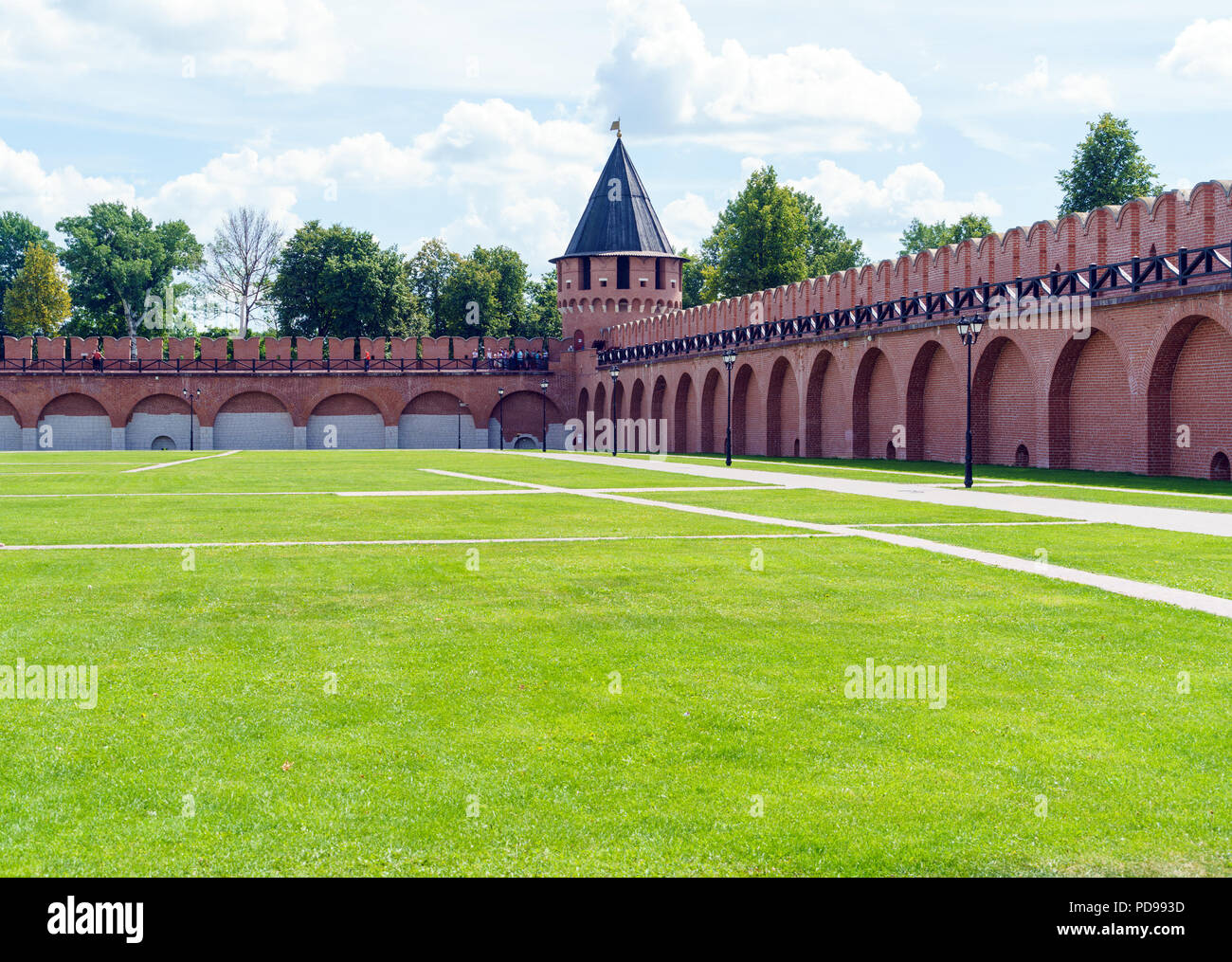Walls and towers of red brick of the 16th century Kremlin in Tula city ...