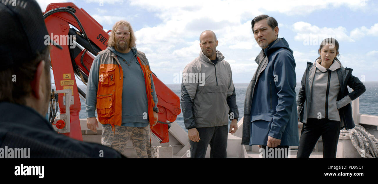 THE MEG, from left: Olafur Darri Olafsson, Jason Statham, Winston Chao ...