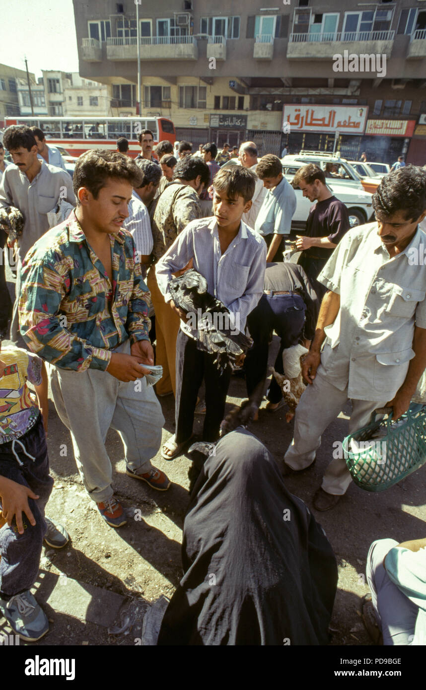 Kuwait hands hi-res stock photography and images - Alamy