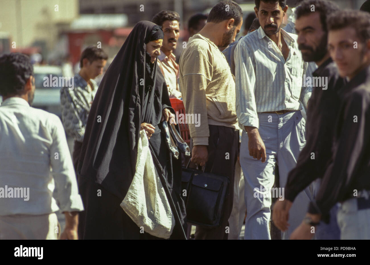 Baghdad iraq 1990s hi-res stock photography and images - Alamy