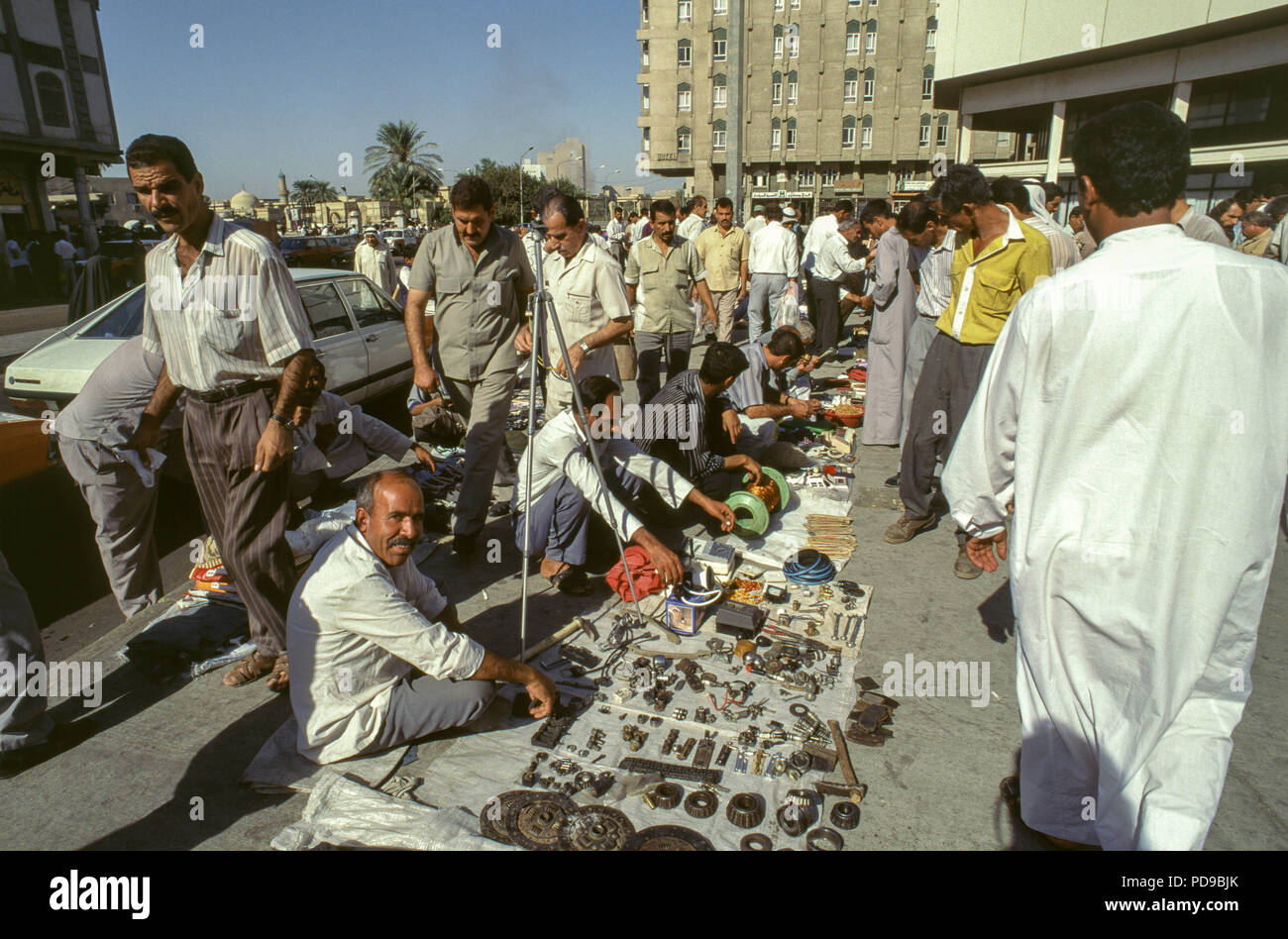 Lower standards car hi-res stock photography and images - Alamy