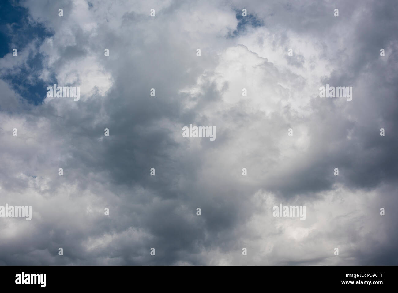 Cumulus clouds showers hi-res stock photography and images - Alamy