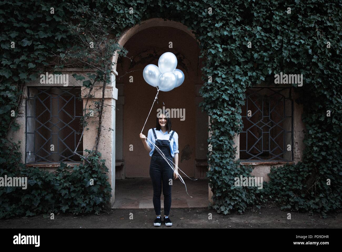 Simple happiness hi-res stock photography and images - Alamy