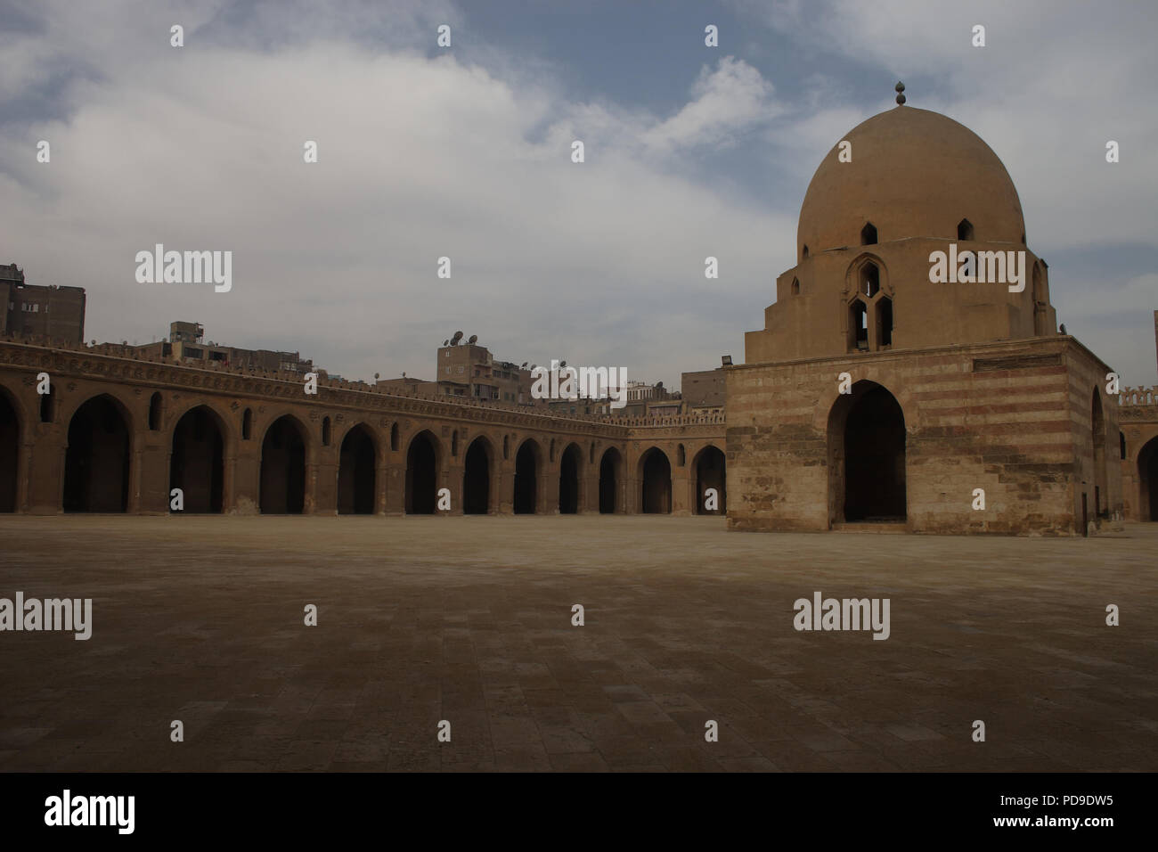 Tolon hi-res stock photography and images - Alamy