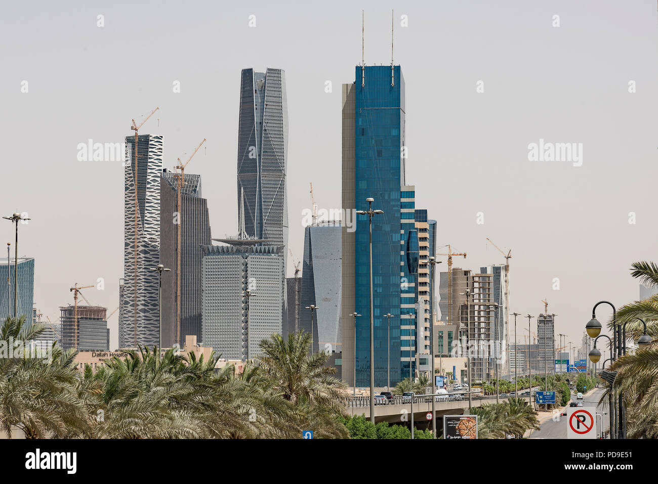 King abdullah financial district hi-res stock photography and images ...