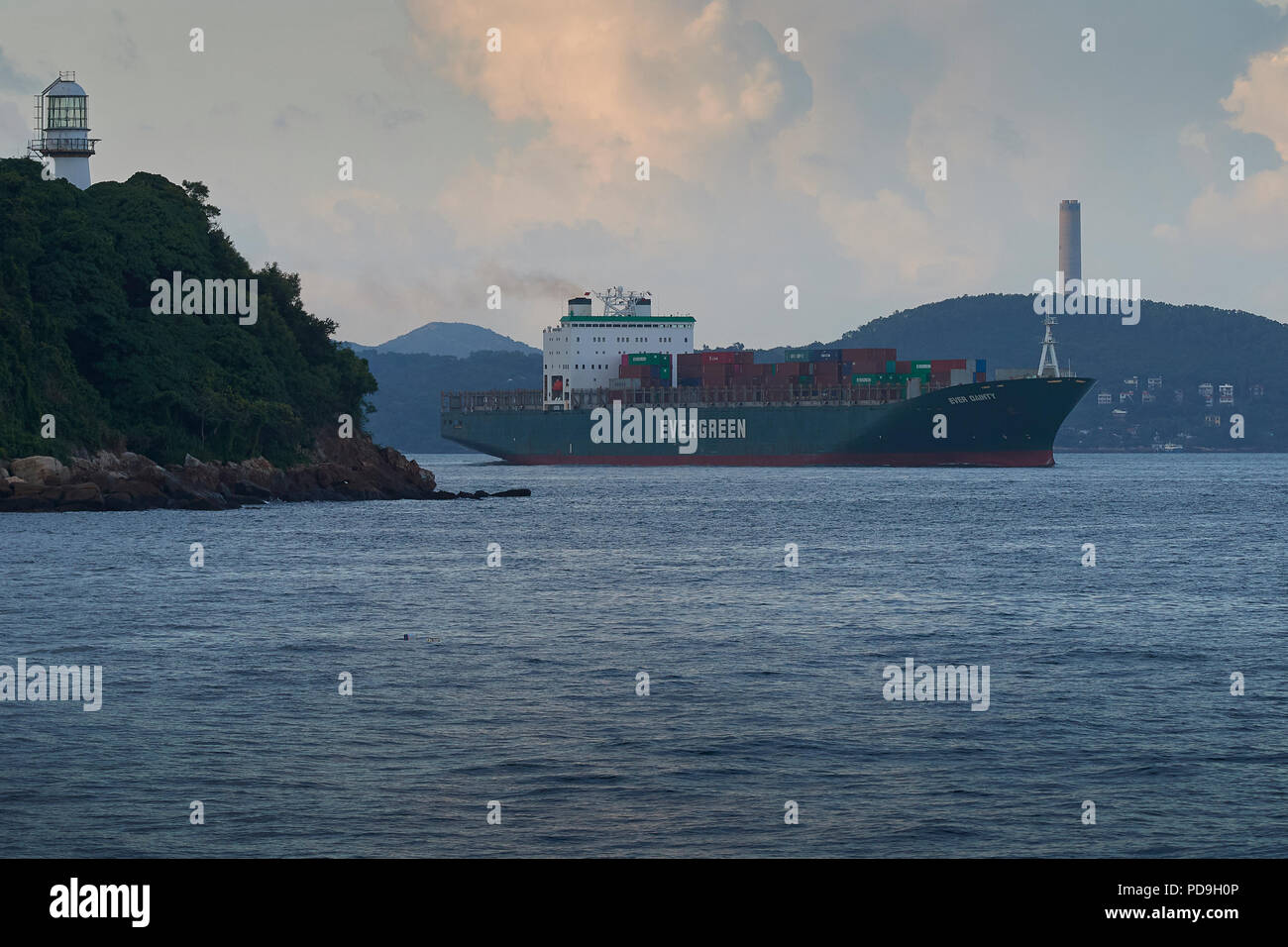 Evergreen Container Ship, EVER DAINTY, Leaving The East Lamma Channel ...