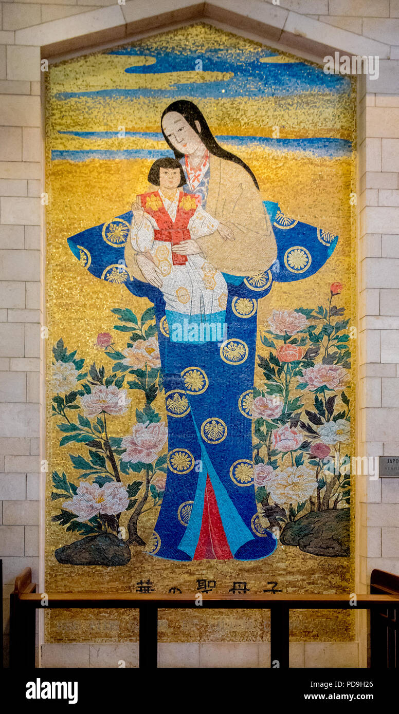 Japanese madonna and child hi-res stock photography and images - Alamy