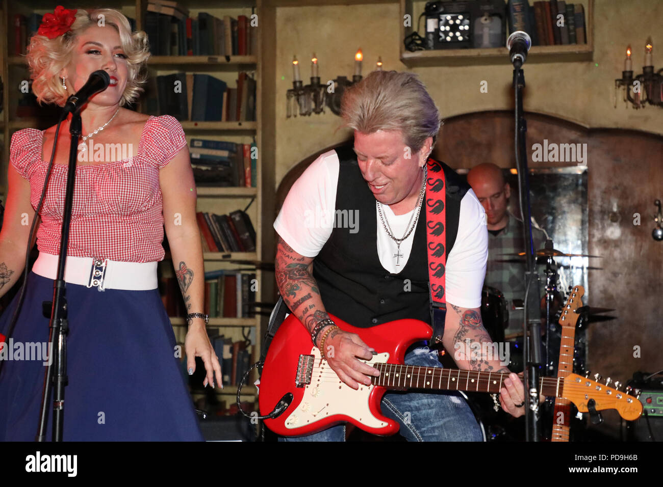 The Swansons perform live on stage at The Study in Hollywood ...