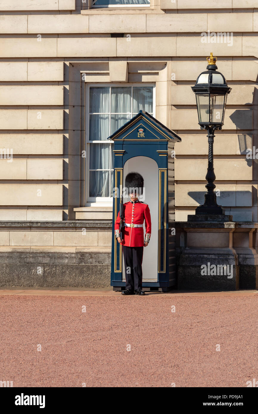London England August 05, 2018 Soldiers of the Grenadier Guards on ...