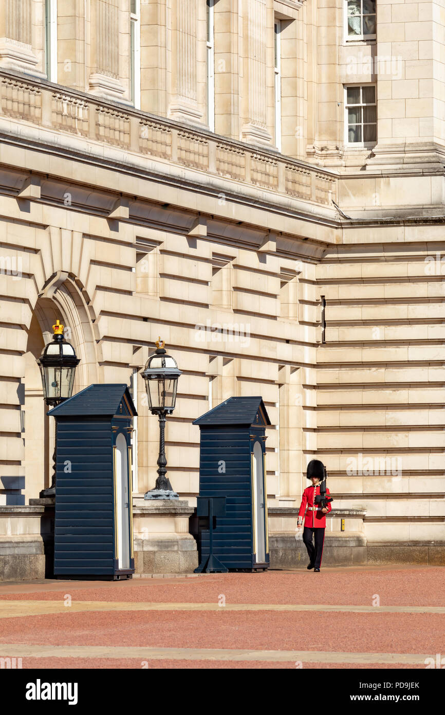 London England August 05, 2018 Soldiers of the Grenadier Guards on ...