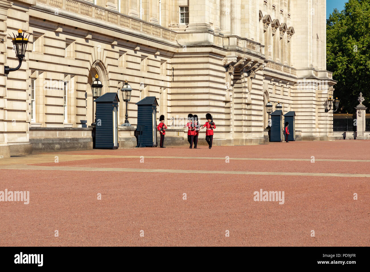 London England August 05, 2018 Soldiers of the Grenadier Guards on ...
