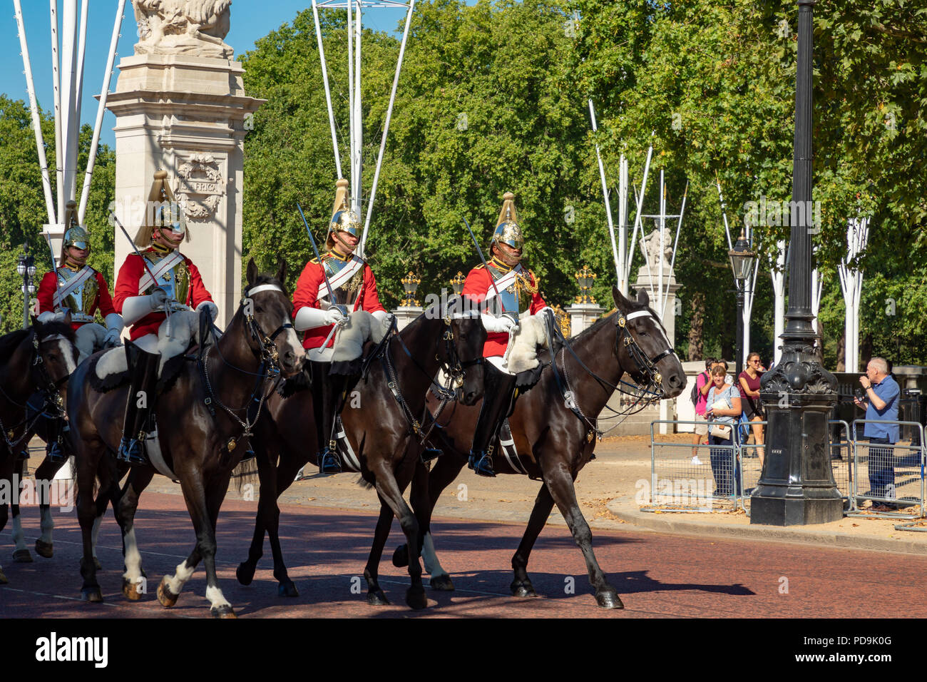 Lifeguard regiment hi-res stock photography and images - Alamy