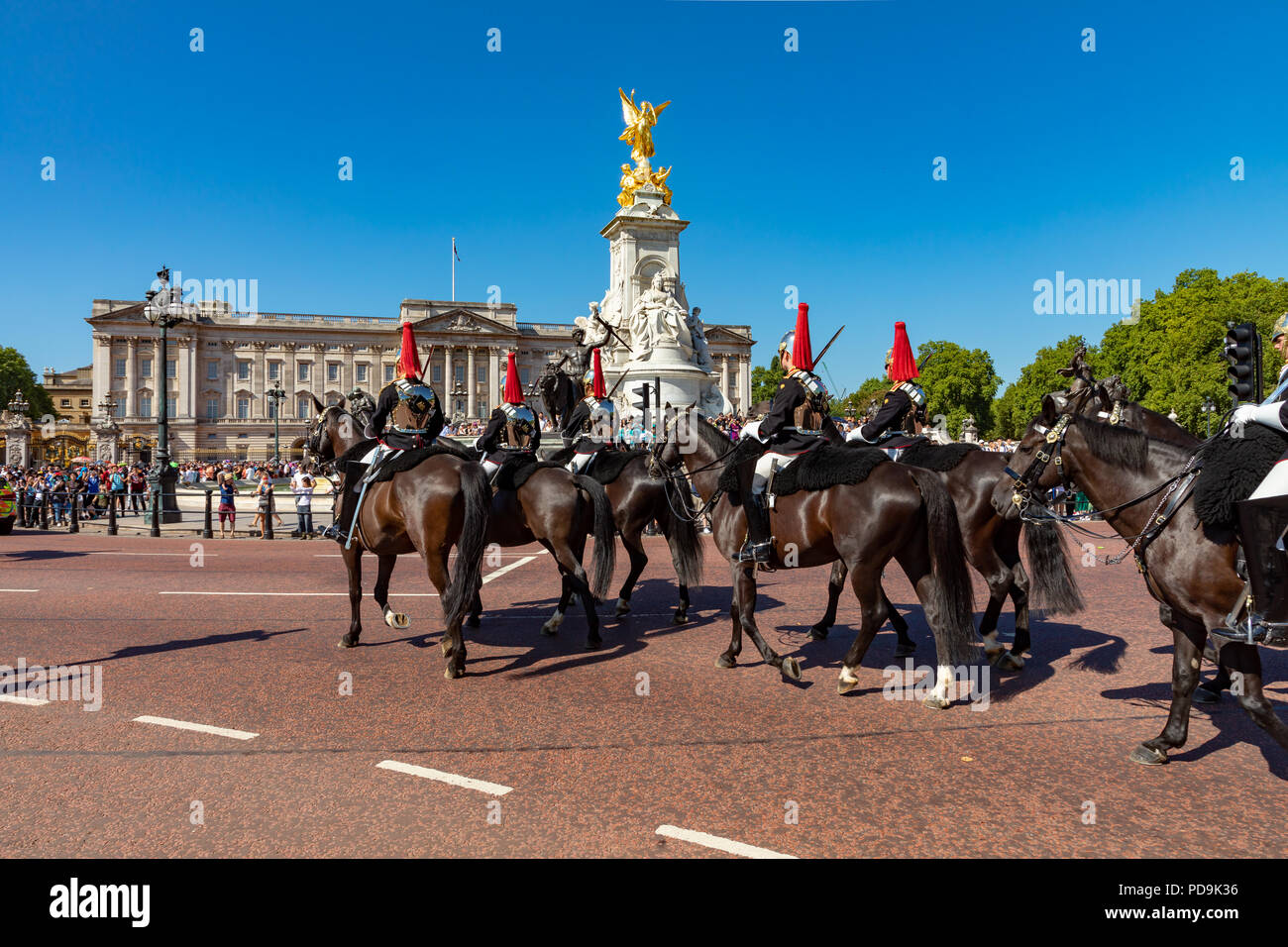 Household cavalry regiment hi-res stock photography and images - Alamy