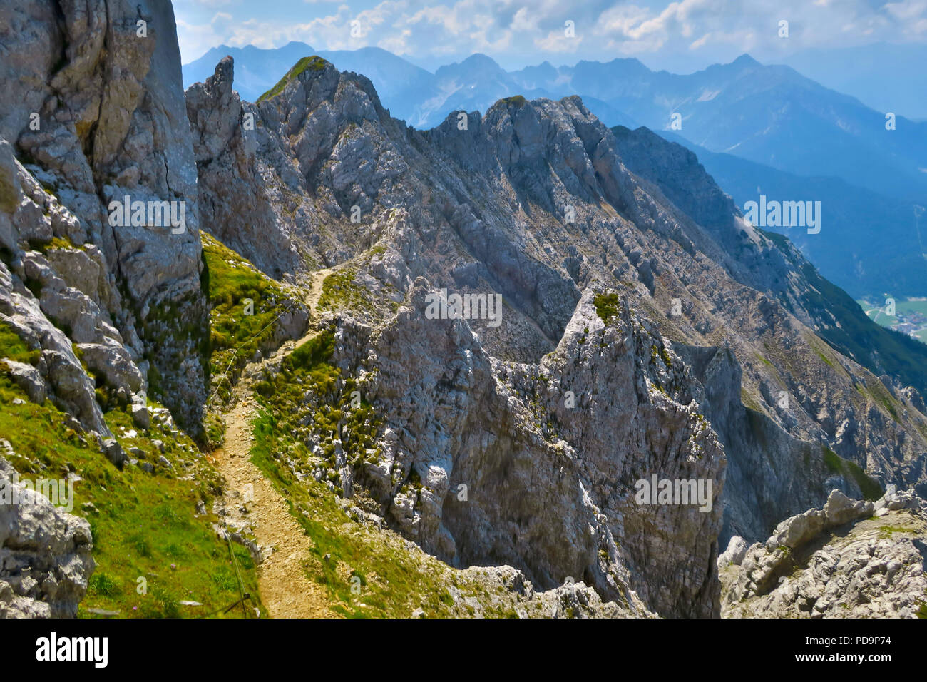 Mittenwalder hi-res stock photography and images - Alamy